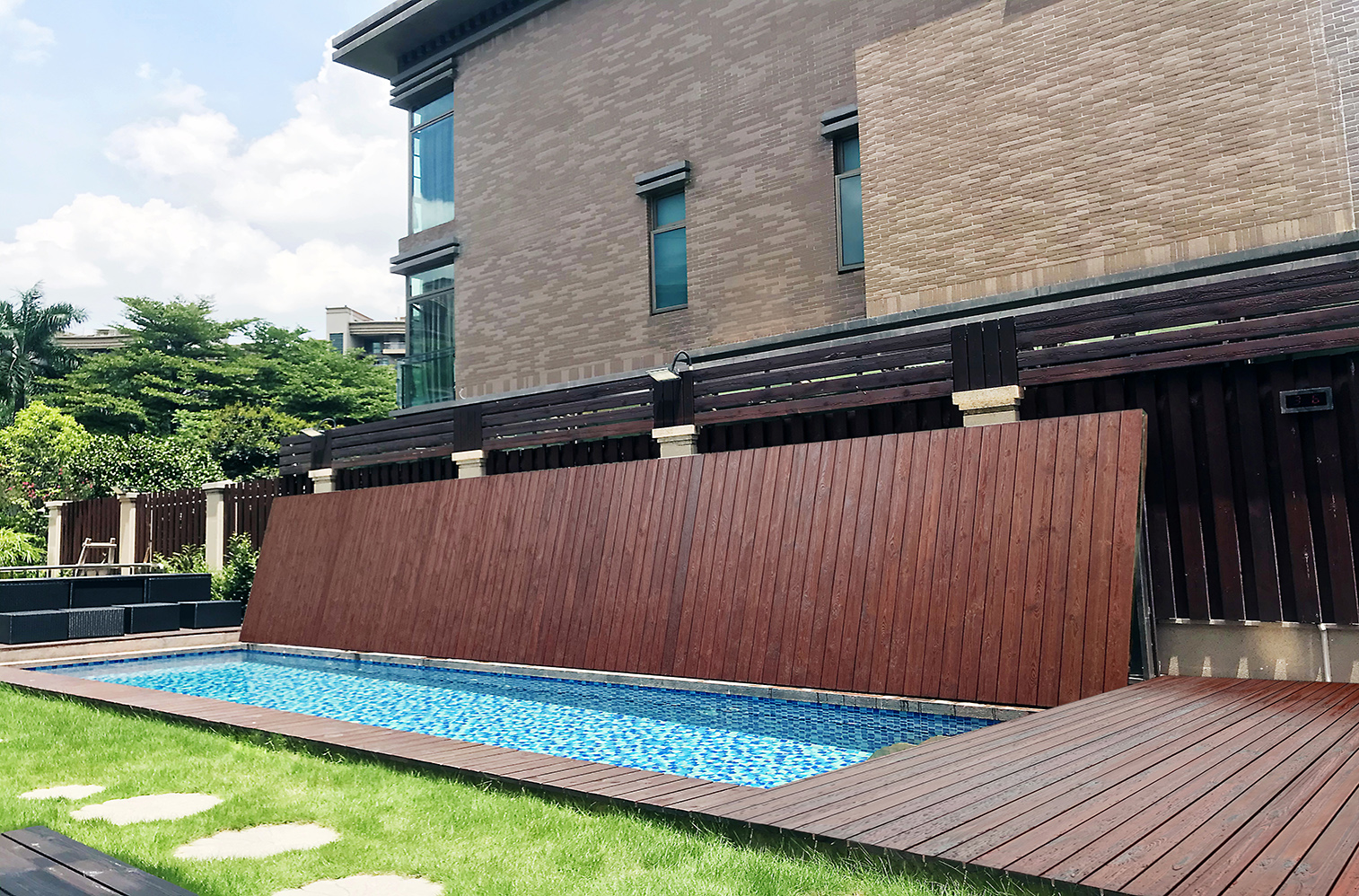 Foldable Pool Covers