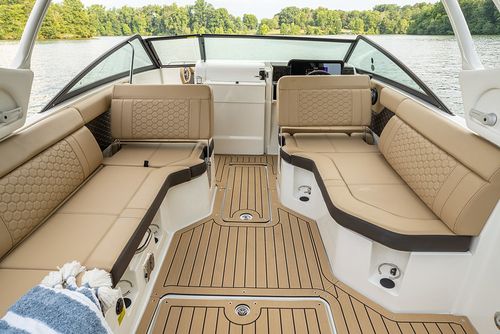 Custom SeaDek Fabrication Options | Thomas Custom Marine