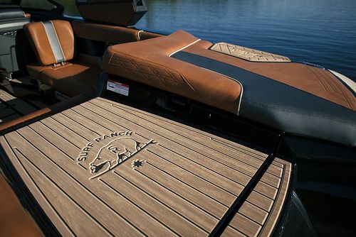 Custom SeaDek Fabrication Options | Thomas Custom Marine
