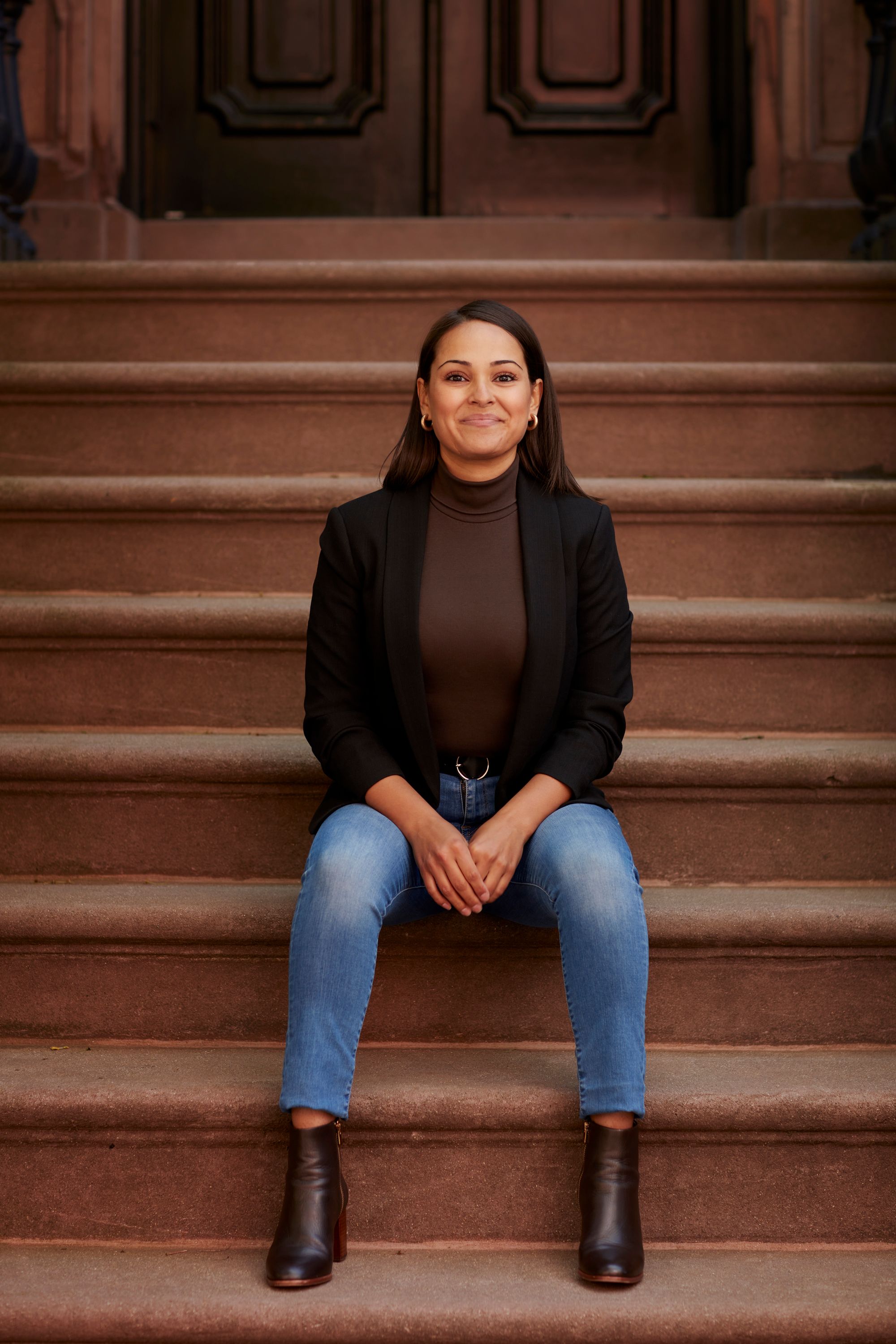 Mind Your Money - Yanely Espinal