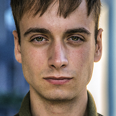 Faceland.com · Das Wesentliche sichtbar machen!