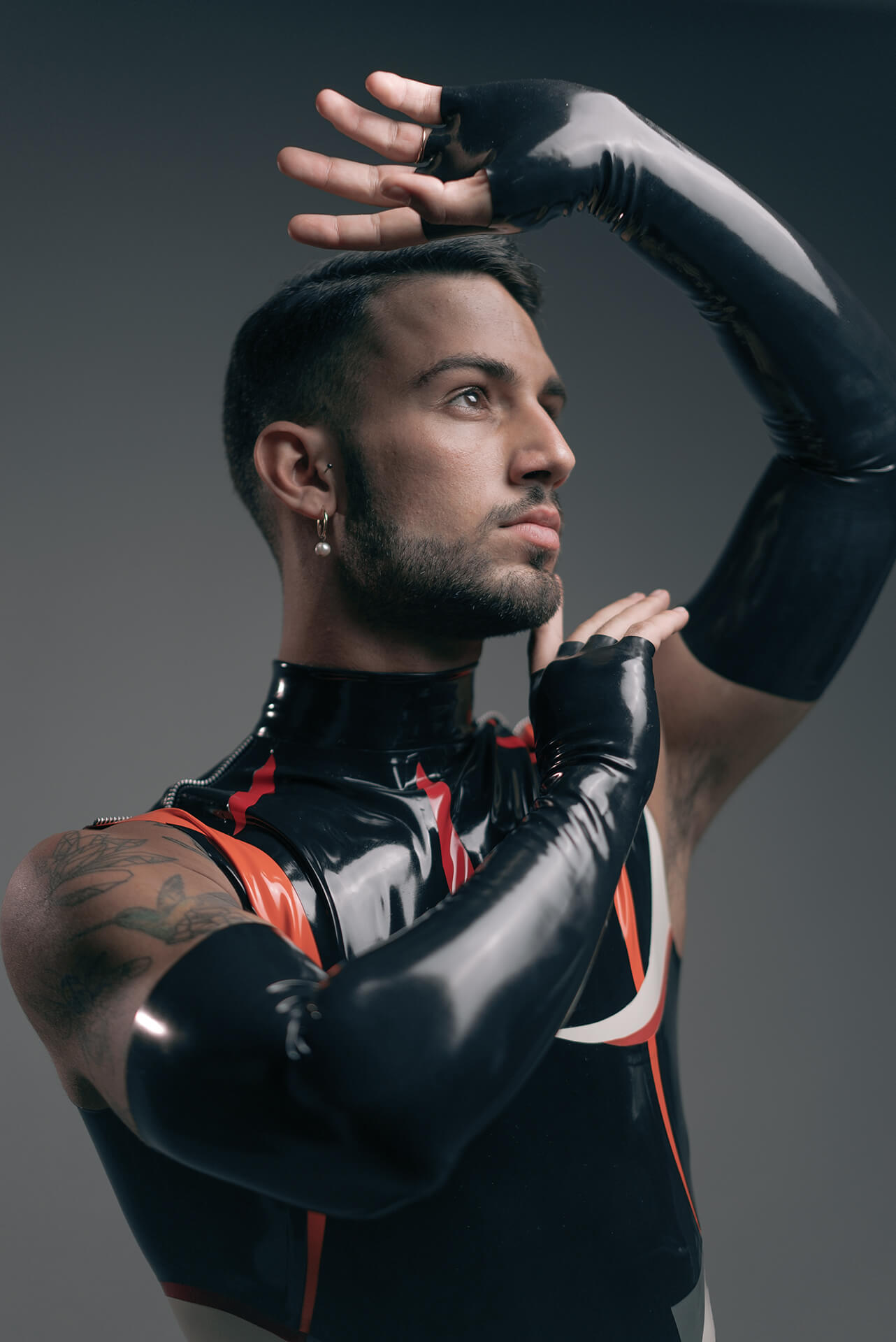 beGloss Academy präsentiert: Black Crystal Latex