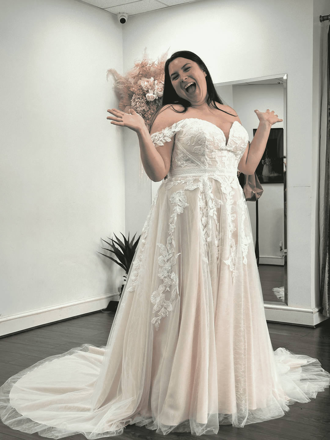 Magic Stitches | UK's N.1 Bridal Atelier | Wedding Dress Alterations