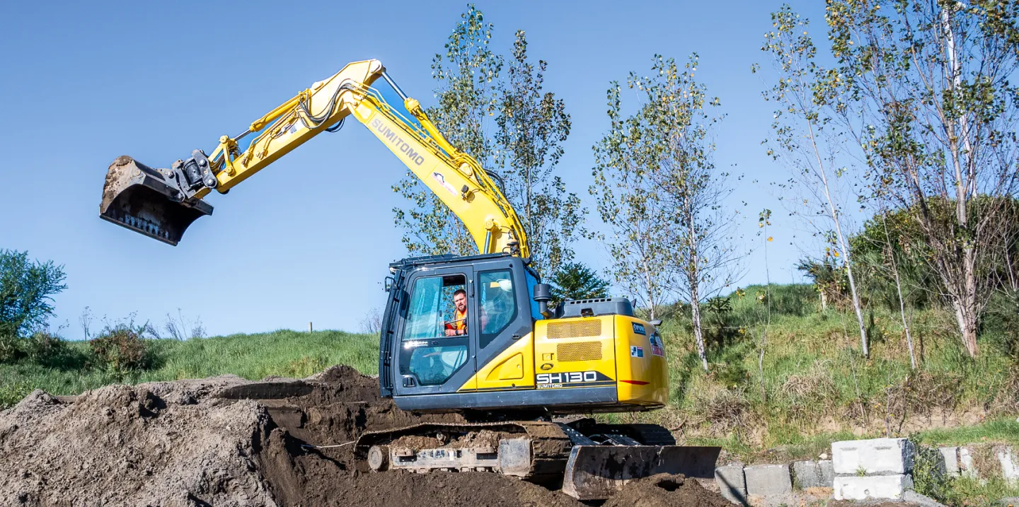 Get to Know Us | Experienced Earth Movers | Coastal Digger