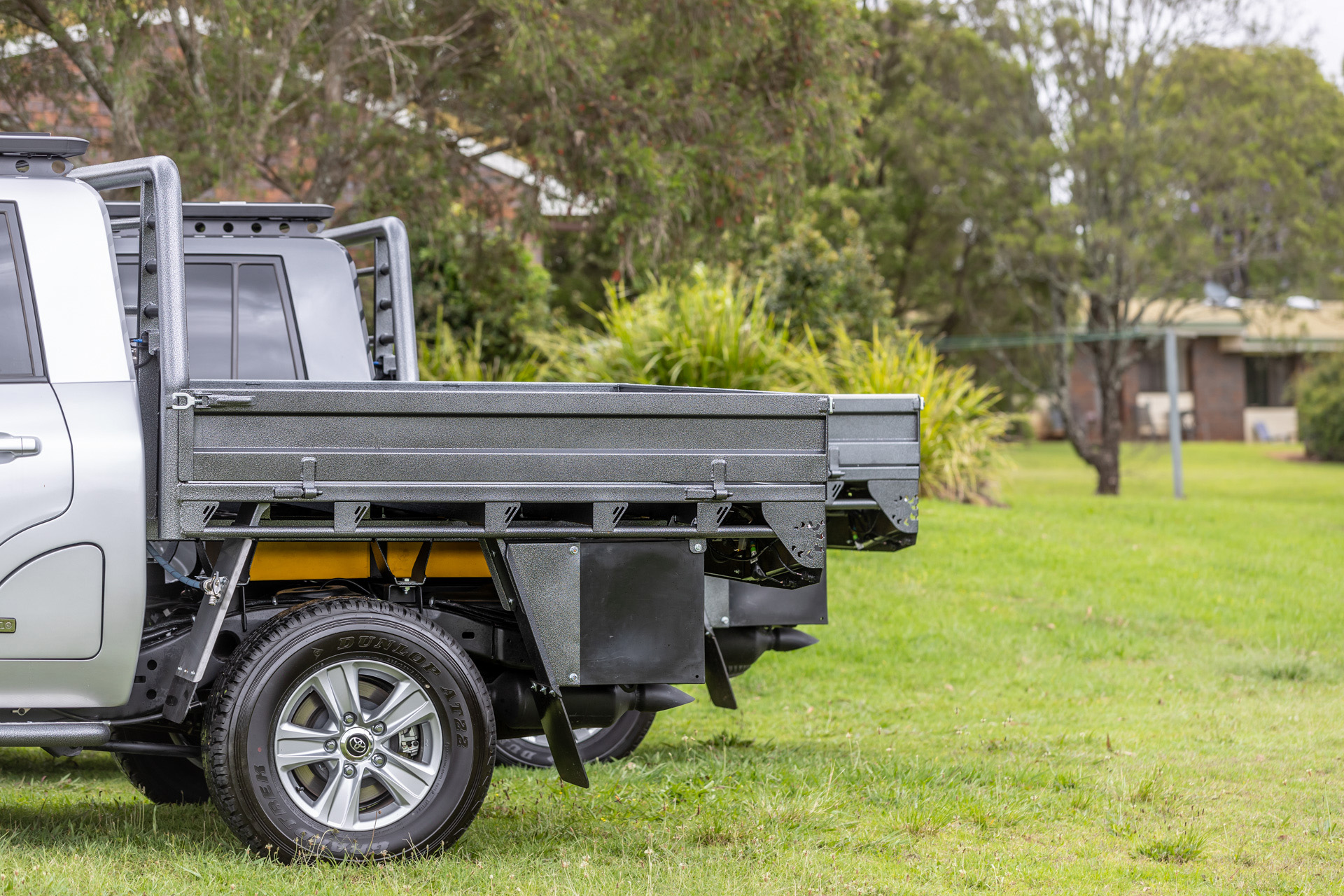 200 Series Dual Cab Conversion