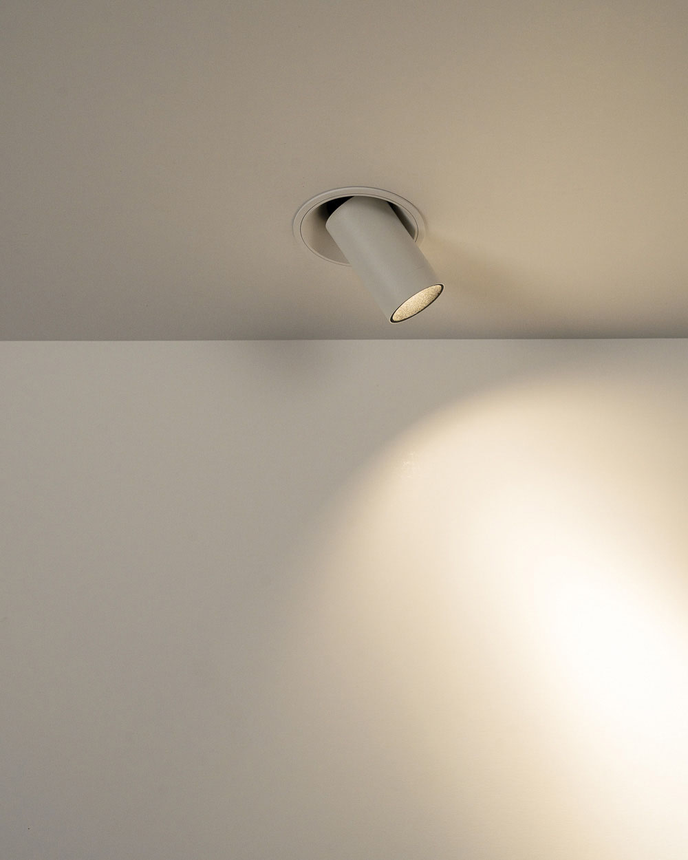 Zenith Stretchable | Lit Lightings Singapore | Premier Destination For ...
