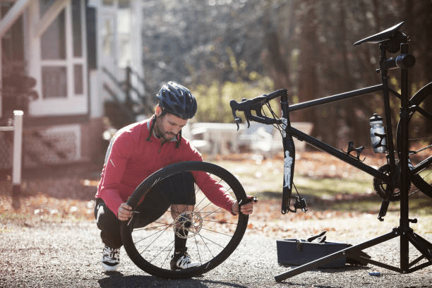 Bike Tire Pressure Guide for Beginner Cyclists | MOTTIV