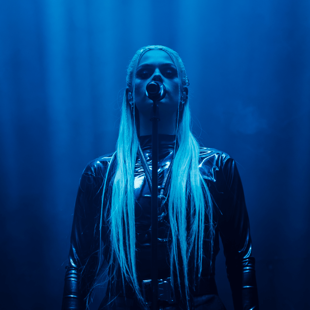 Building a once in a lifetime digital theatre - Leon Postma