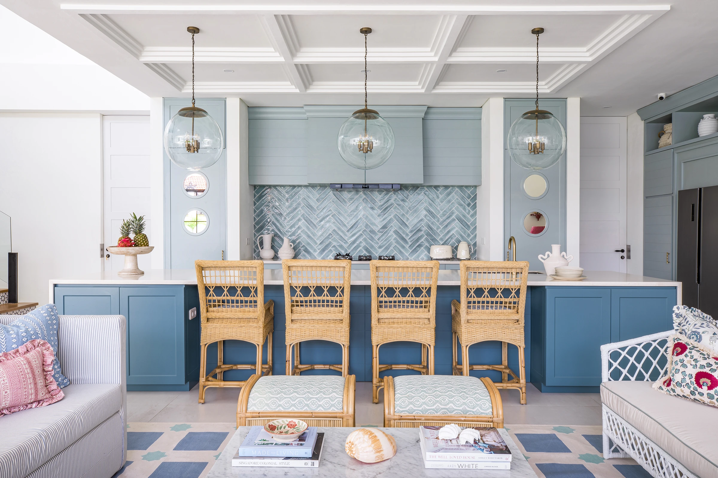 Stay - Umbala The House