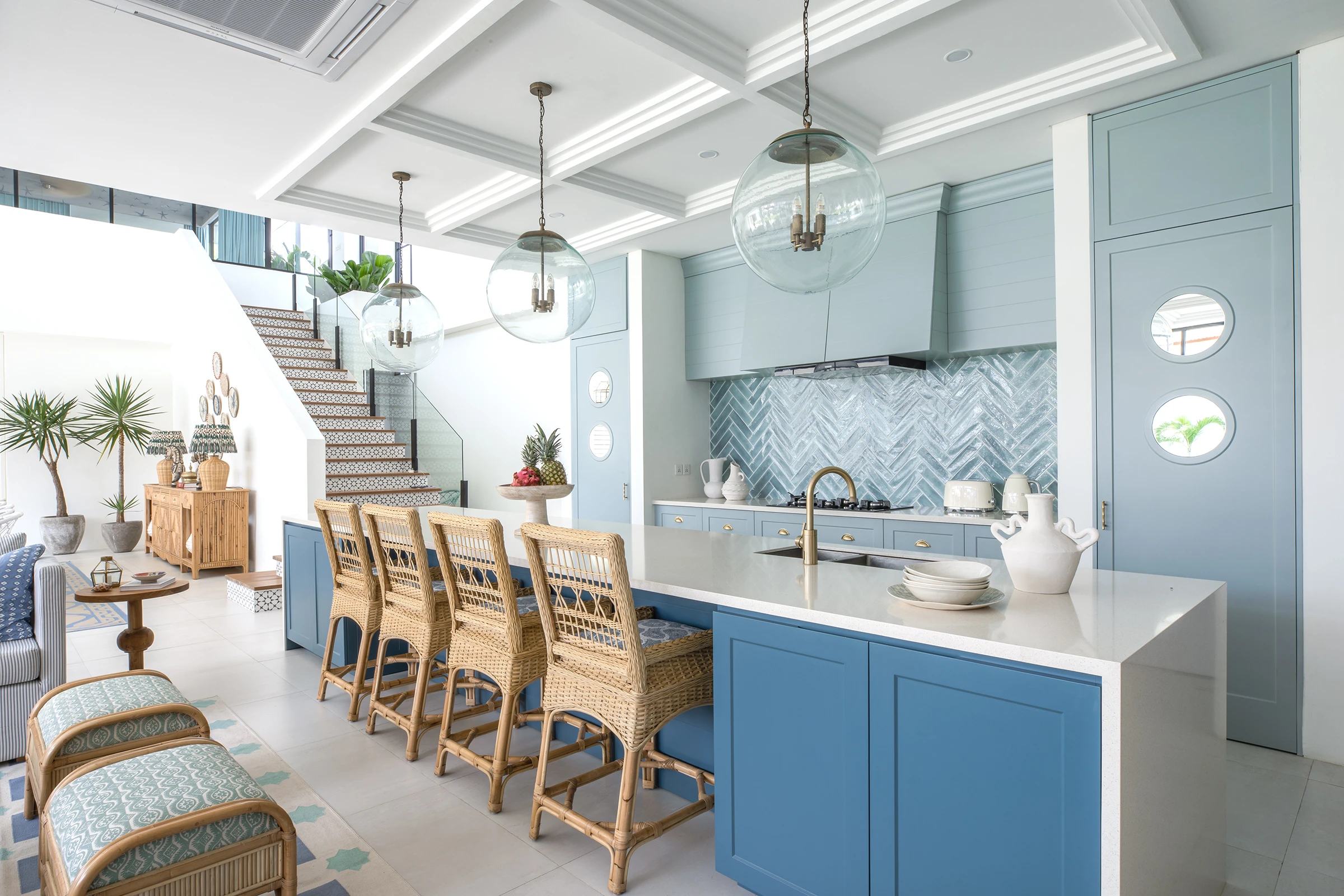 Stay - Umbala The House