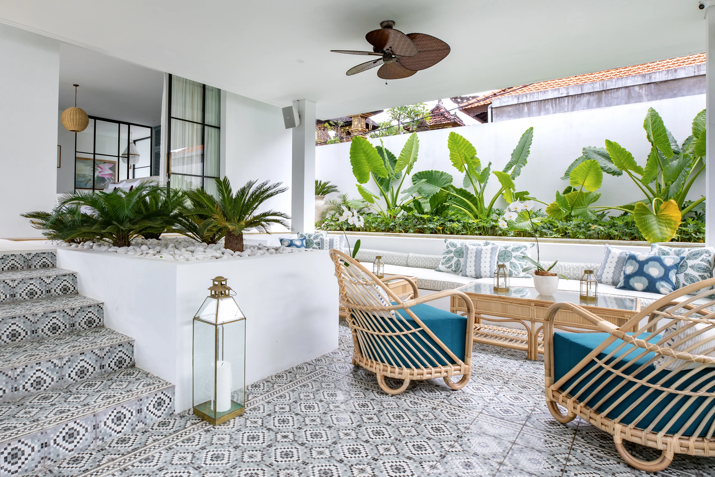 Stay - Umbala The House