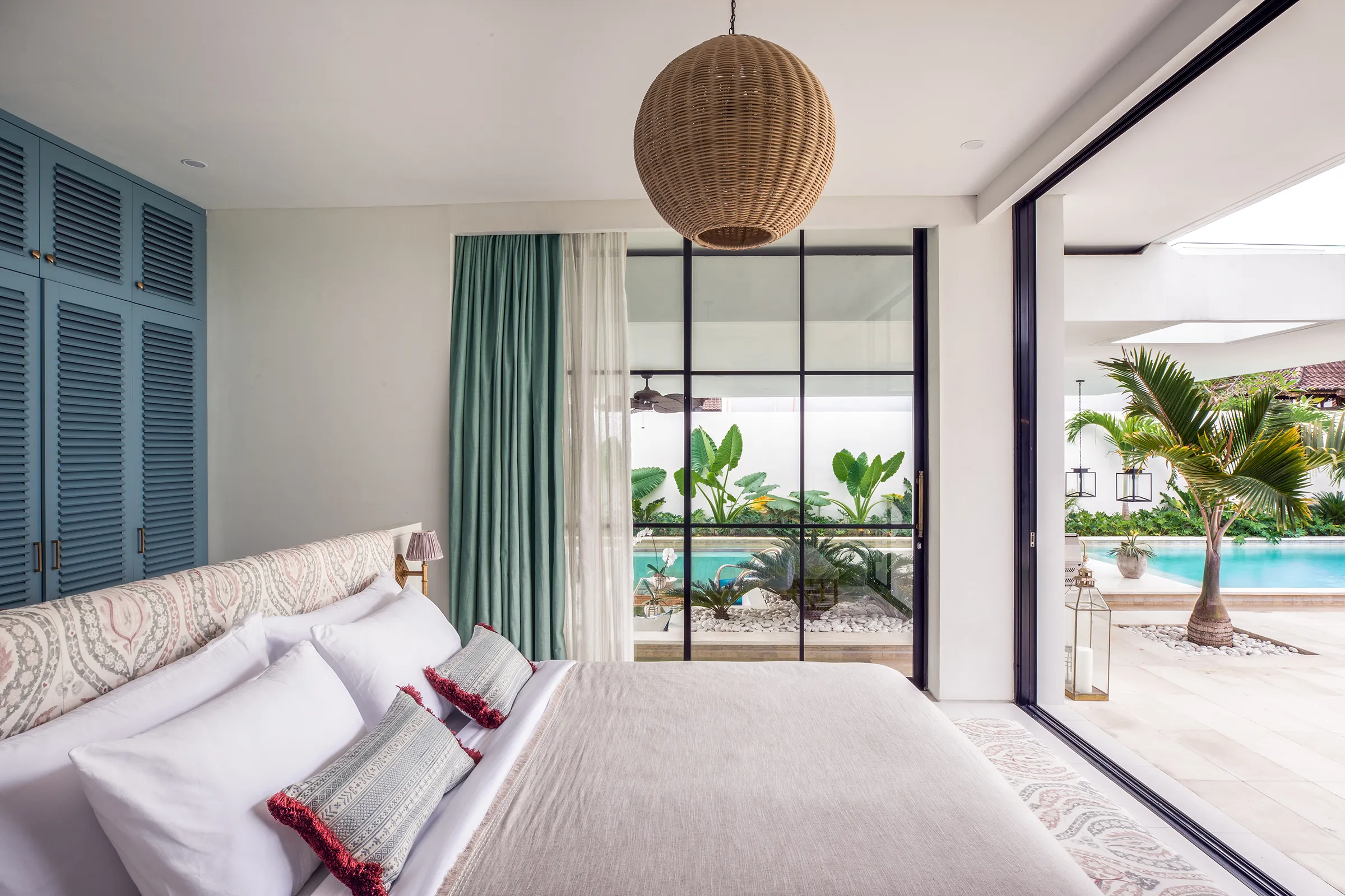 Stay - Umbala The House