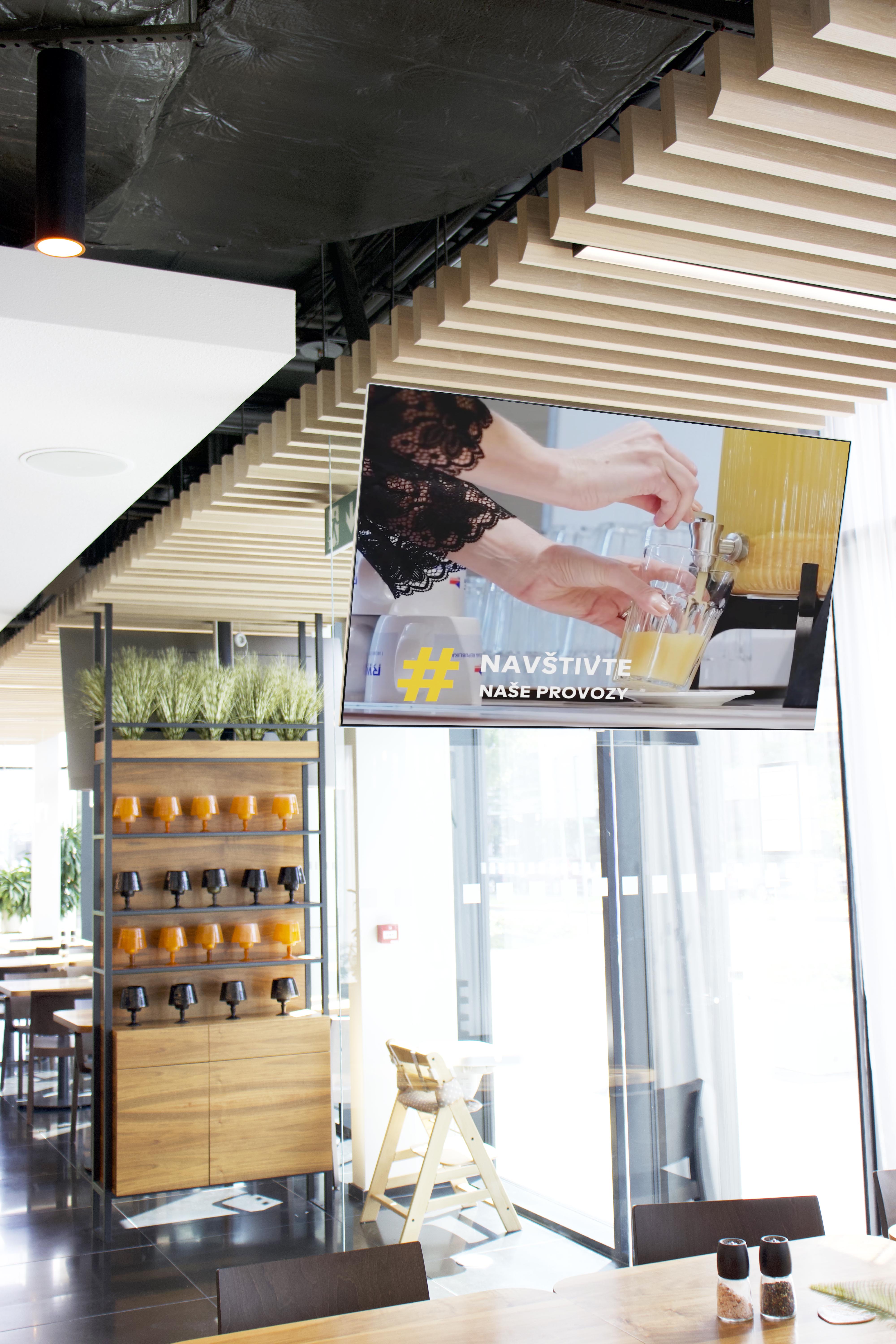 Digital Menus Reimagined: A Retail Food Success Story — ScreenManager