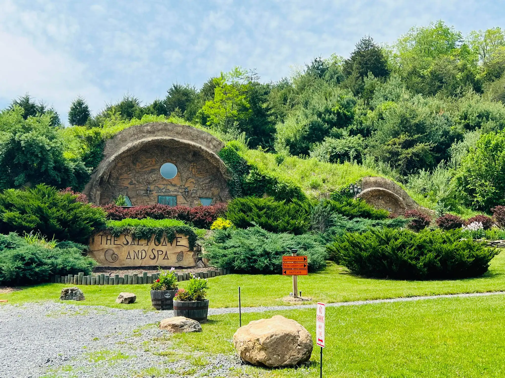 Pomona Salt Cave & Spa | The Salt Cave