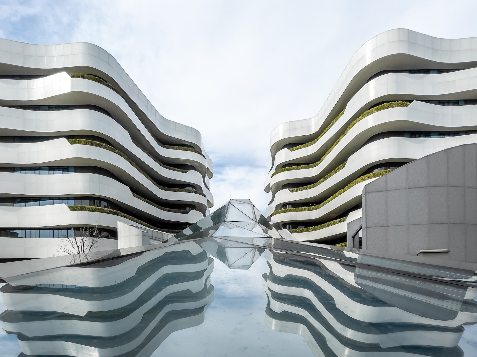 Exploring the Beauty of Modern Minimalism in Architecture - Argo 128