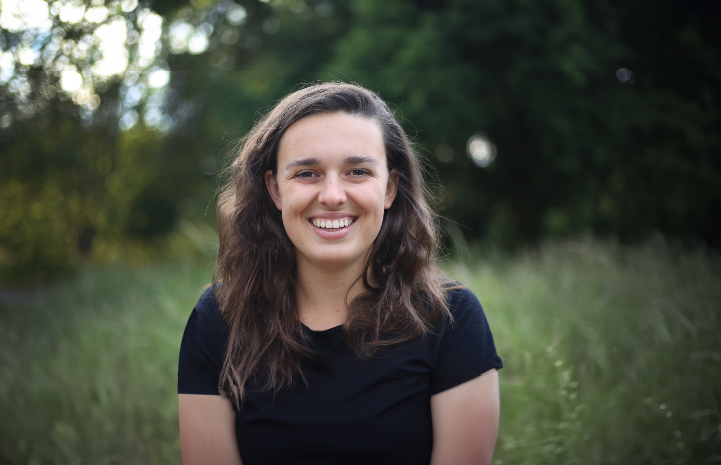 Jasmine Hutter - Freelance Brand and Graphic Designer