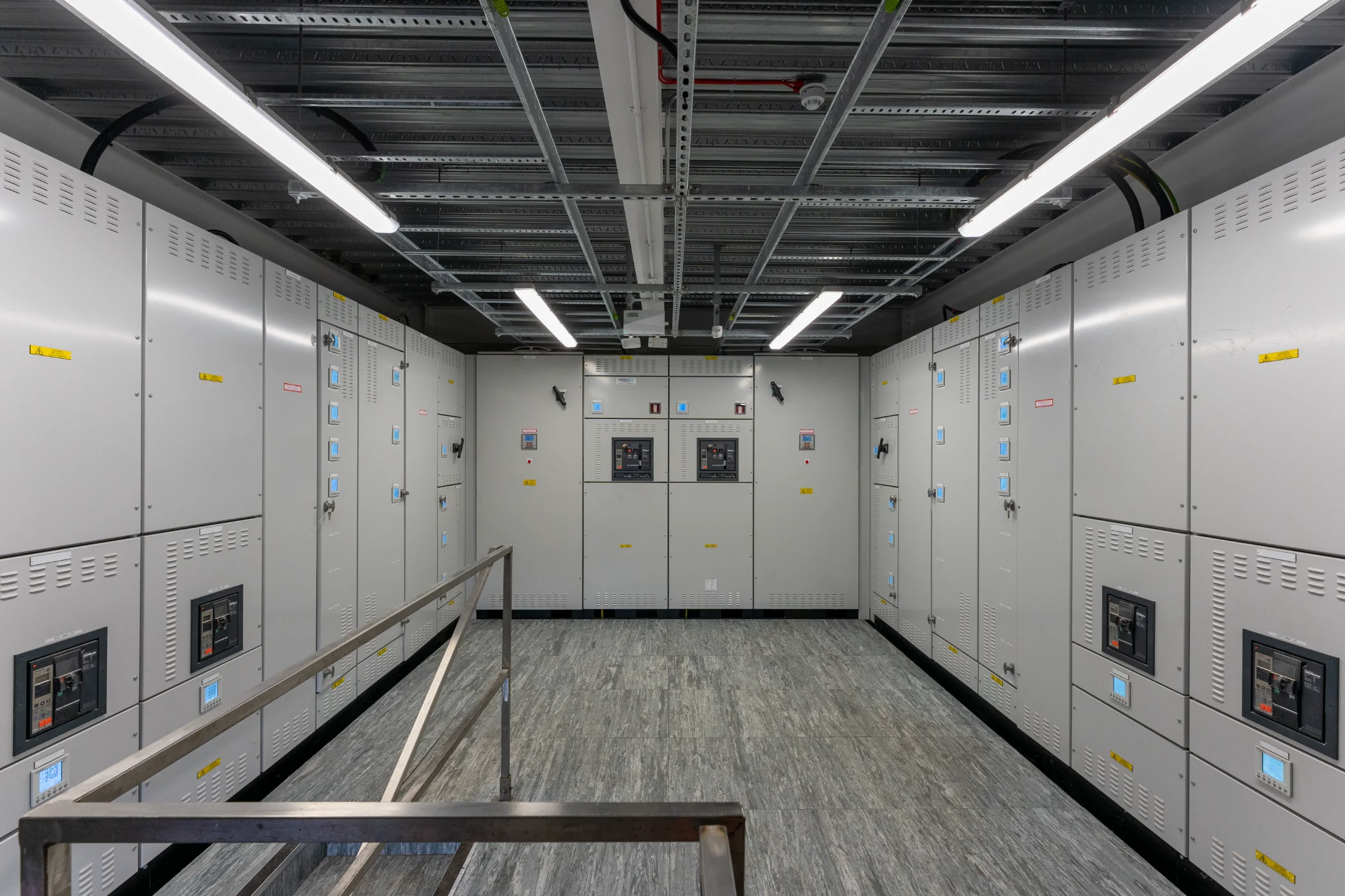 Commercial and Industrial Electrician | Leicestershire
