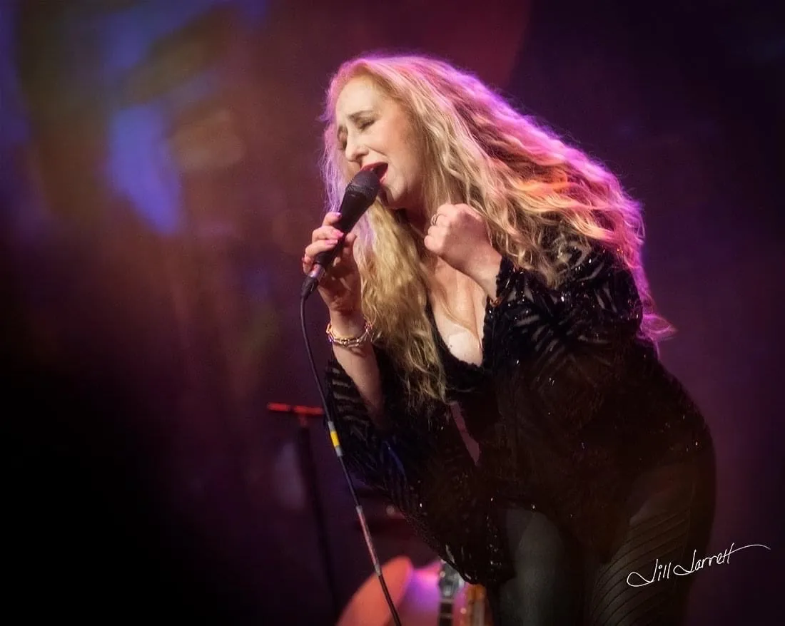 Cara Lee | Soulful Music
