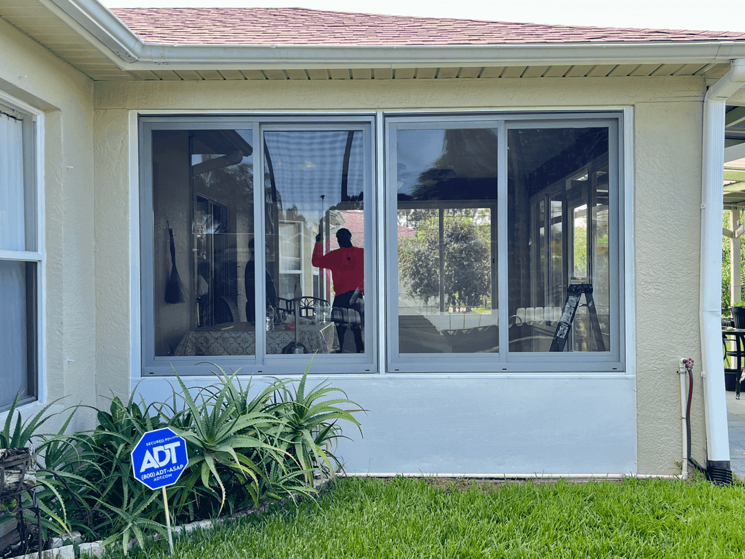 Patio Windows | Acrylic Windows & Vinyl Windows for Your Patio