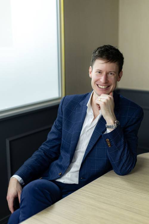 About - Dr Nick Calvert