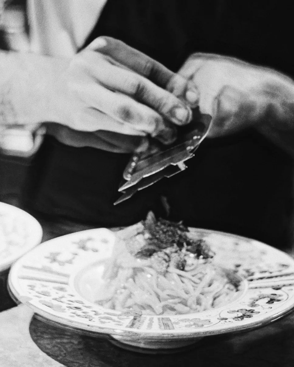 Rossi | Aperto Fino A Tardi