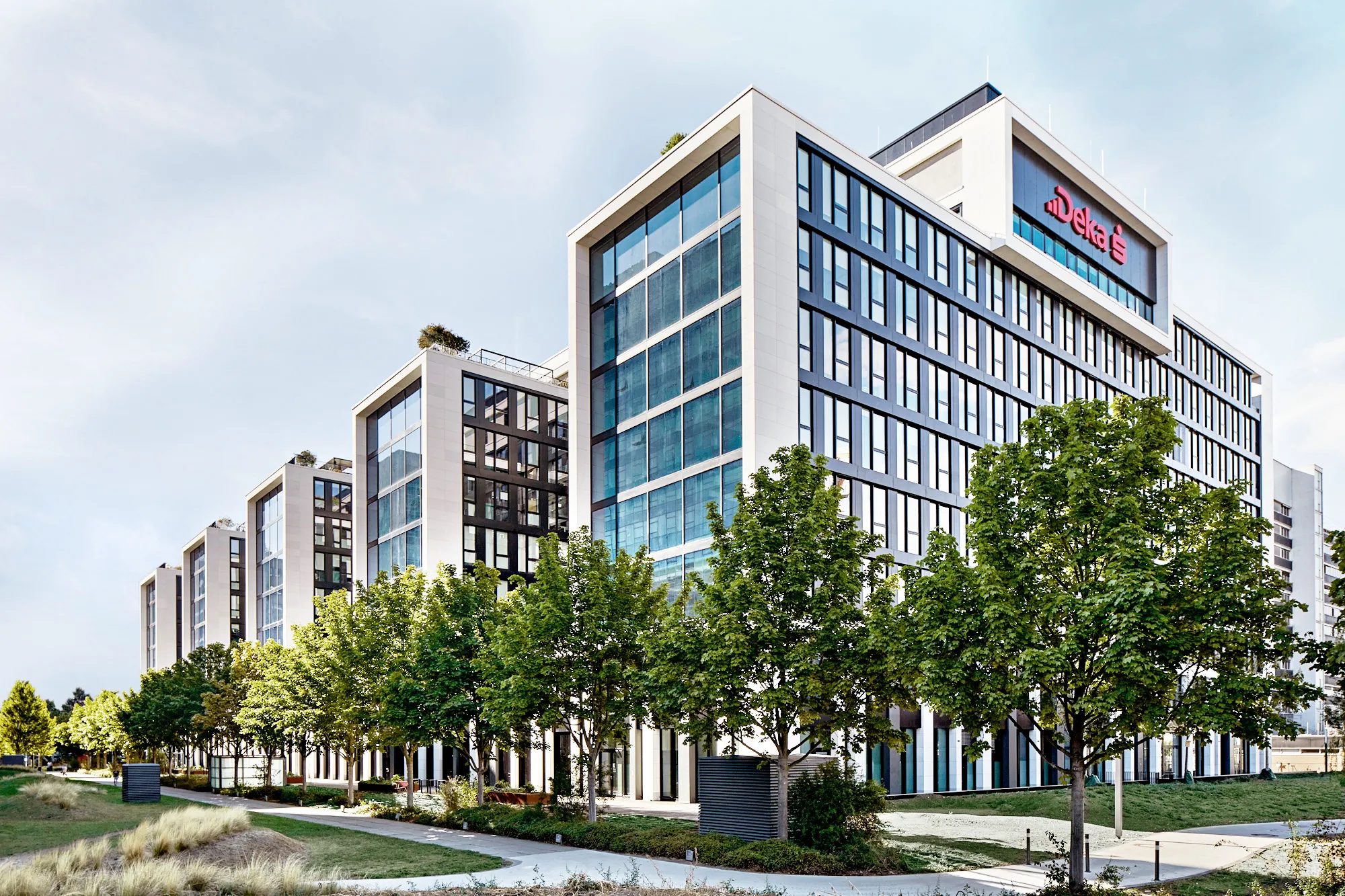 Annual Report 2023 | DEKA